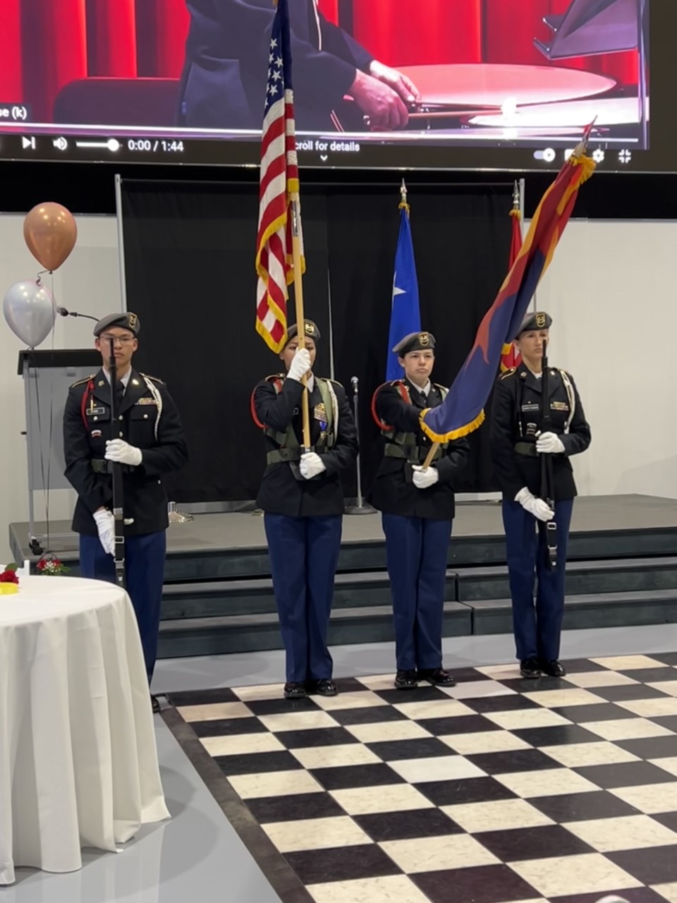 Queen Creek Army JROTC Meets Medal of Honor Recipient – USARMYJROTC